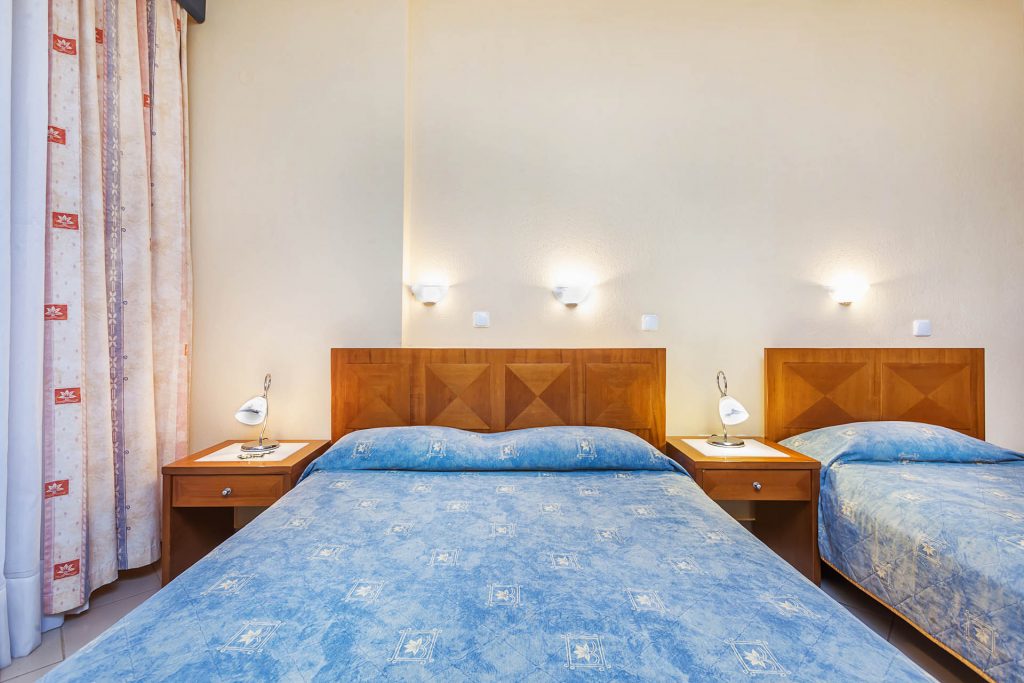 Rooms & Suites – Atrium Hotel
